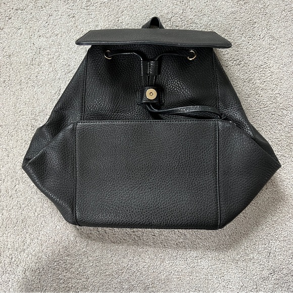 Sole Society | Bags | Sole Society Black Pebbled Leather Backpack ...